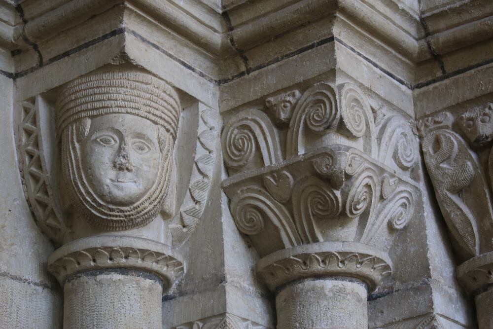 The untold story of the high-society ladies who fueled medieval art in ...
