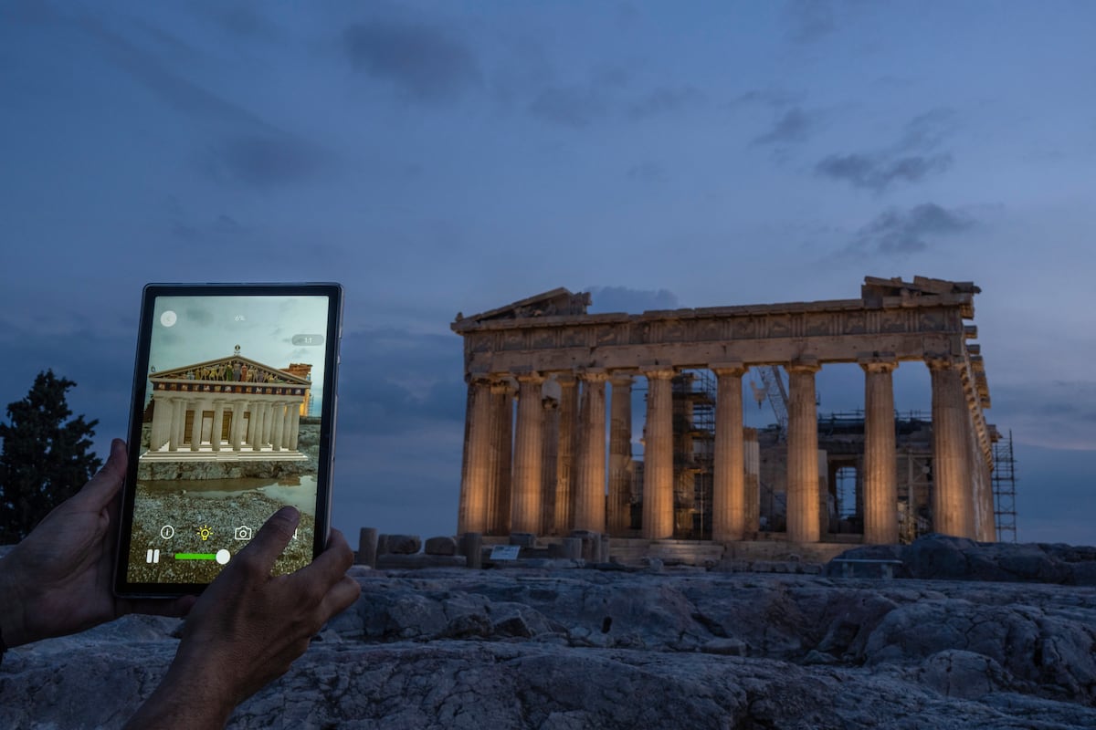 An app shows how ancient Greek sites looked thousands of years ago. It ...