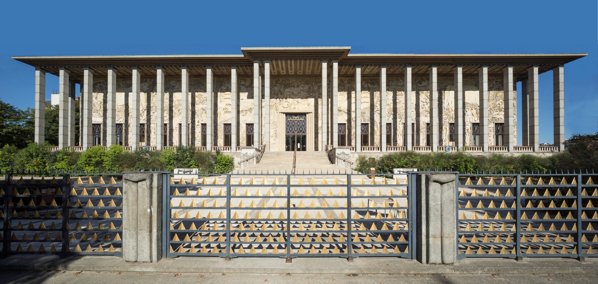 Paris museum seeks to tell the story of how immigration shaped modern ...