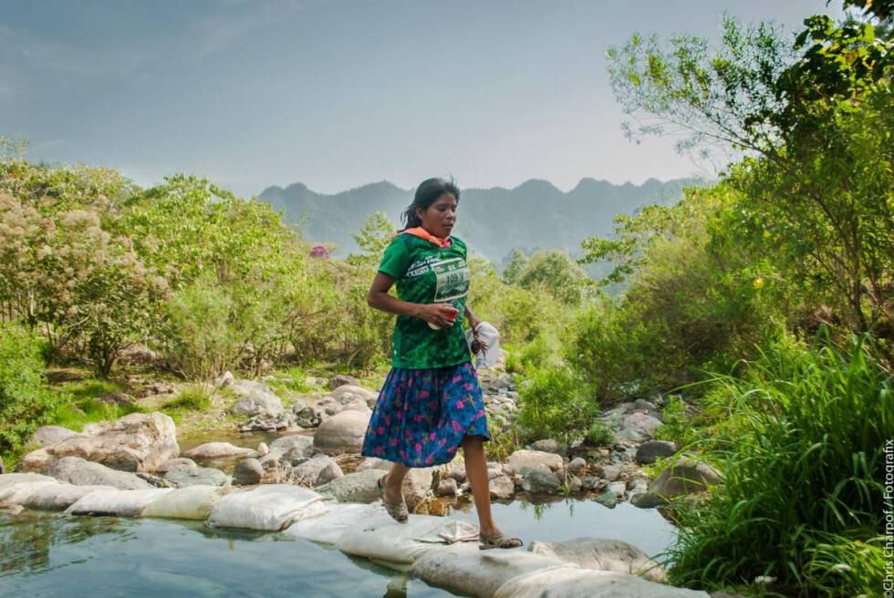 How a Tarahumara woman won a Mexican ultramarathon in sandals ...