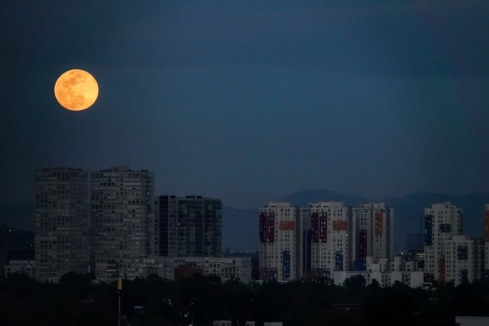 Superluna del 5 de noviembre: cómo y cuándo ver la Luna llena más ...
