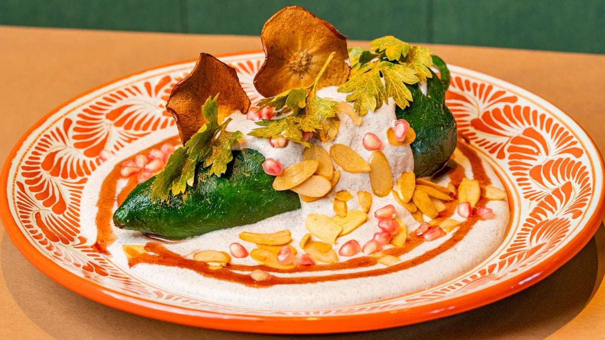 Chile en nogada wird neu erfunden: Grupo Anderson feiert die Tradition ...