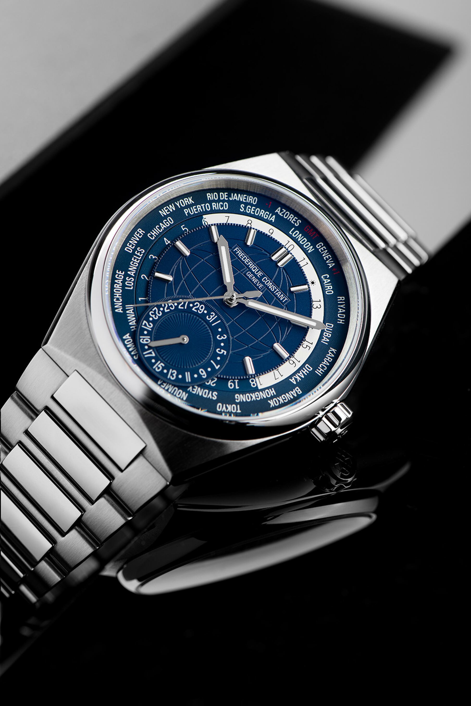 Relojes para dar la vuelta al mundo sin perder ni un minuto | ICON | EL ...