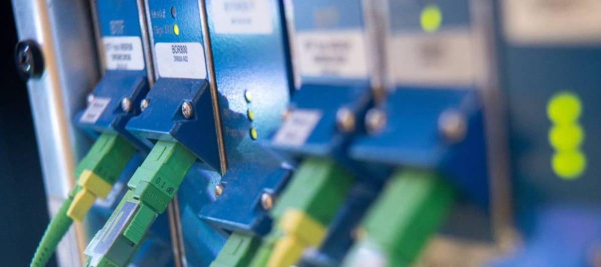 España alcanza los 13,2 millones de líneas de fibra óptica tras sumar ...