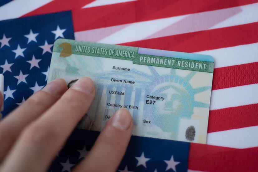 What is the difference between US citizenship and residency | U.S. | EL ...