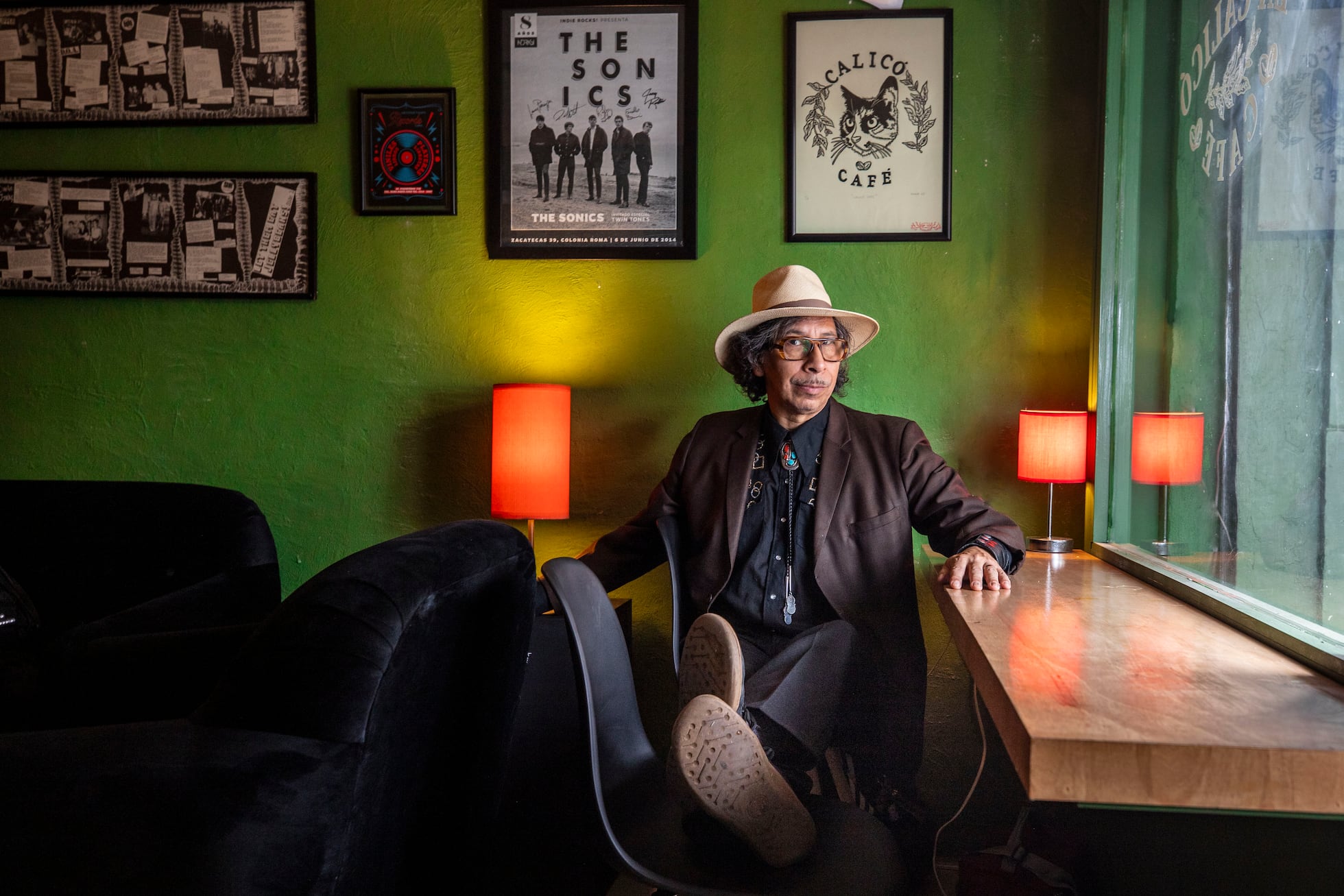 Kid Congo Powers, el chicano en llamas que fundió las fronteras del ...