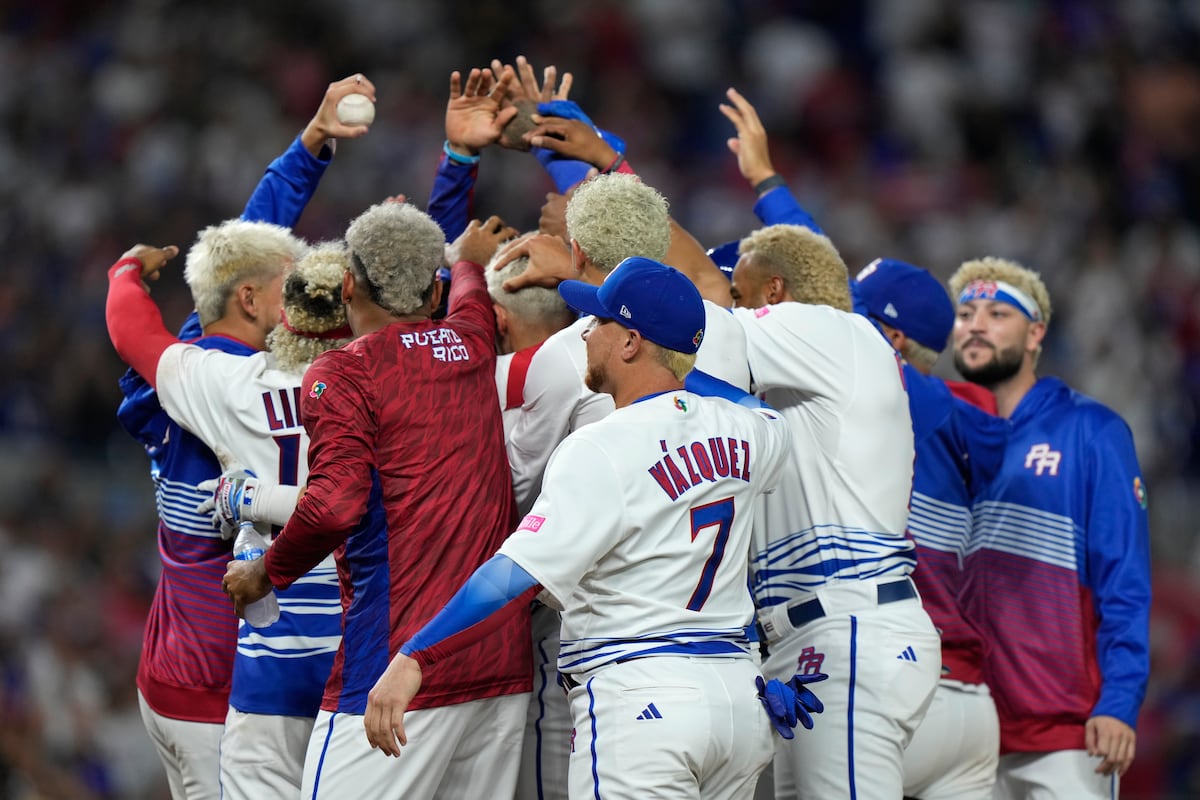 Puerto Rico breaks world record as baseball fans go blond | Sports | EL ...