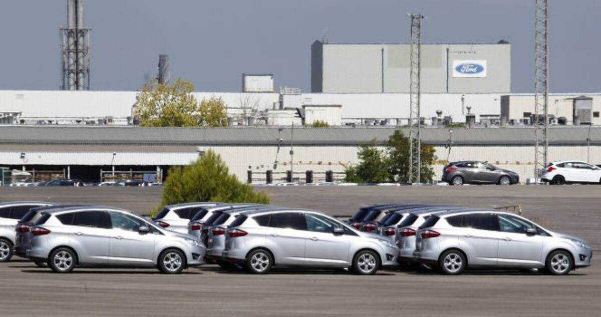 Ford fabrica en Valencia el primer coche híbrido español | Empresas ...