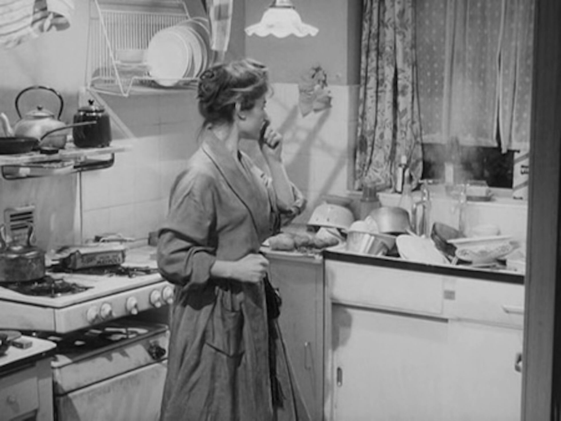 Ni casposa ni de ama de casa: por qué seguir amando la bata (sí ...