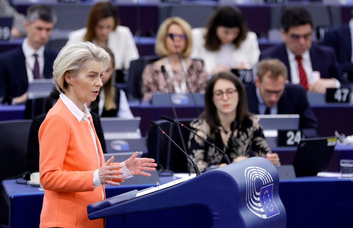 European Union members should open talks with Bosnia on joining, the EU ...