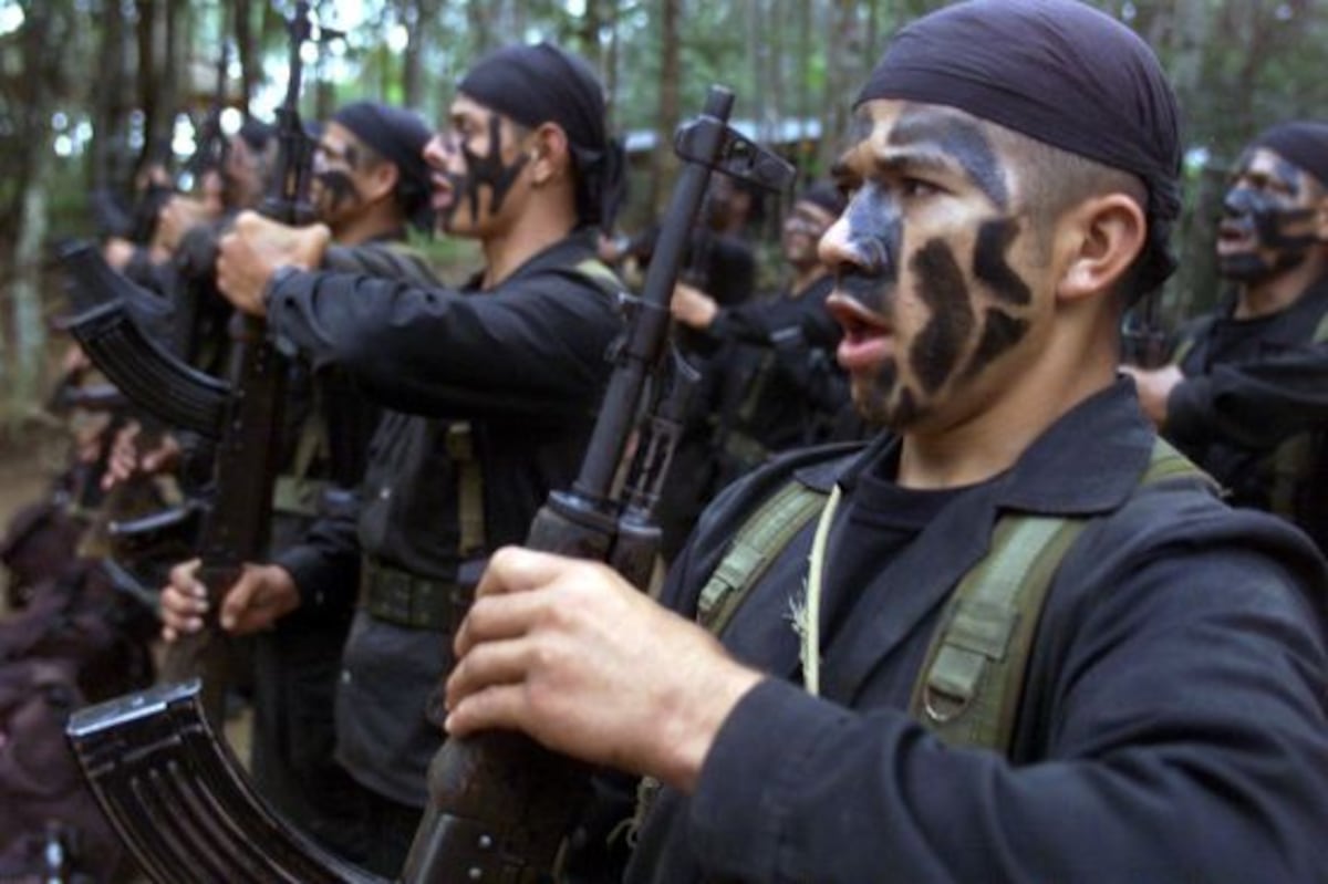 How paramilitary violence turned Colombian town into a prison | Spain ...