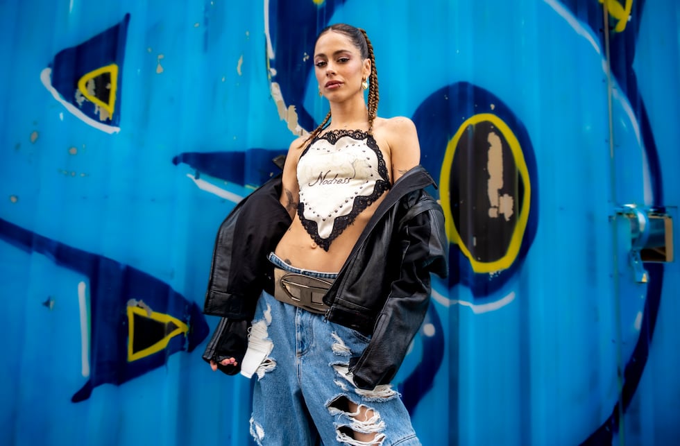 Tini Stoessel: “Toqué fondo y ahora voy día a día” | Gente | EL PAÍS