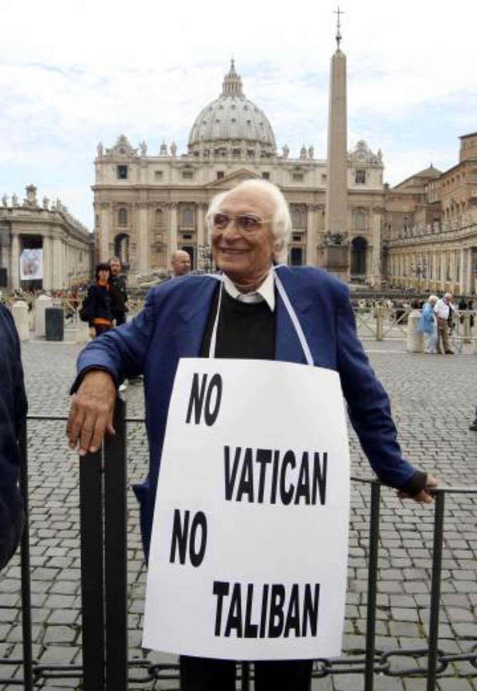 Muere Marco Pannella, luchador por los derechos civiles en Italia ...