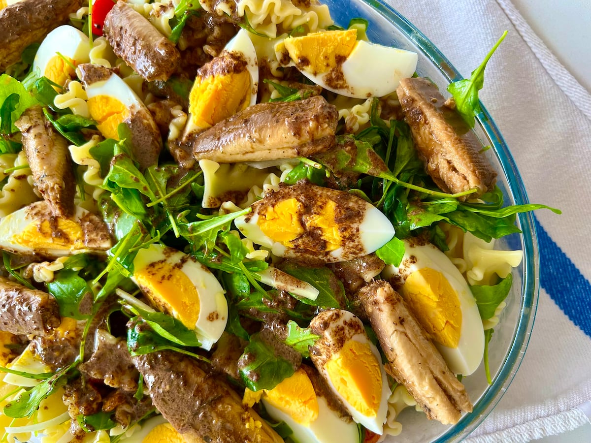 Diez recetas con sardinas en lata para hacer aperitivos, ensaladas o ...