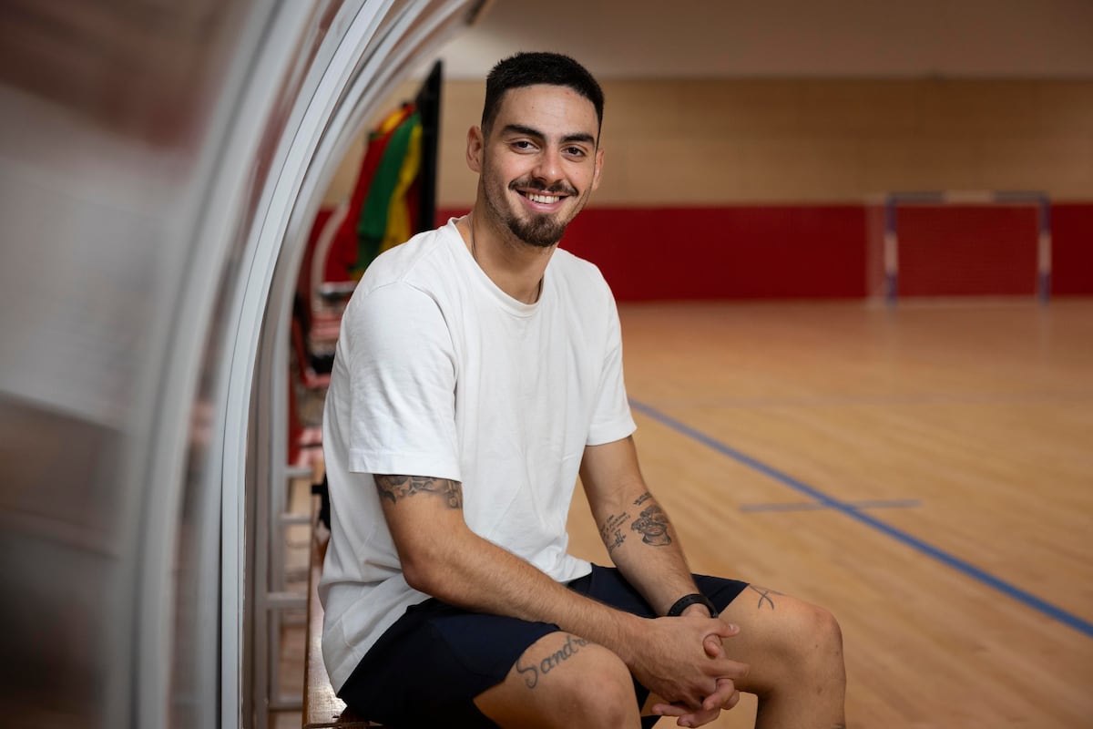 Erick Mendonça, de no poder caminar a jugar fútbol sala en el Barcelona ...