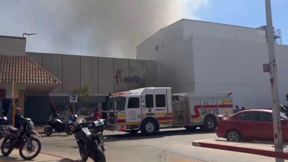 Sinaloa: Cuatro muertos en un incendio en un centro comercial de Los ...