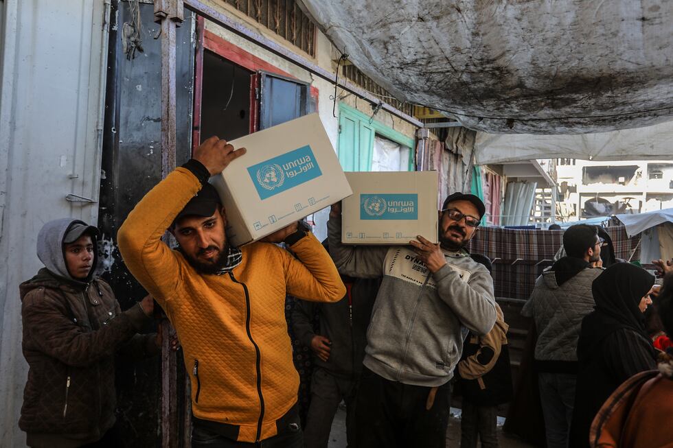 Aid distribution in Gaza remains a challenge after the ceasefire: ‘The ...