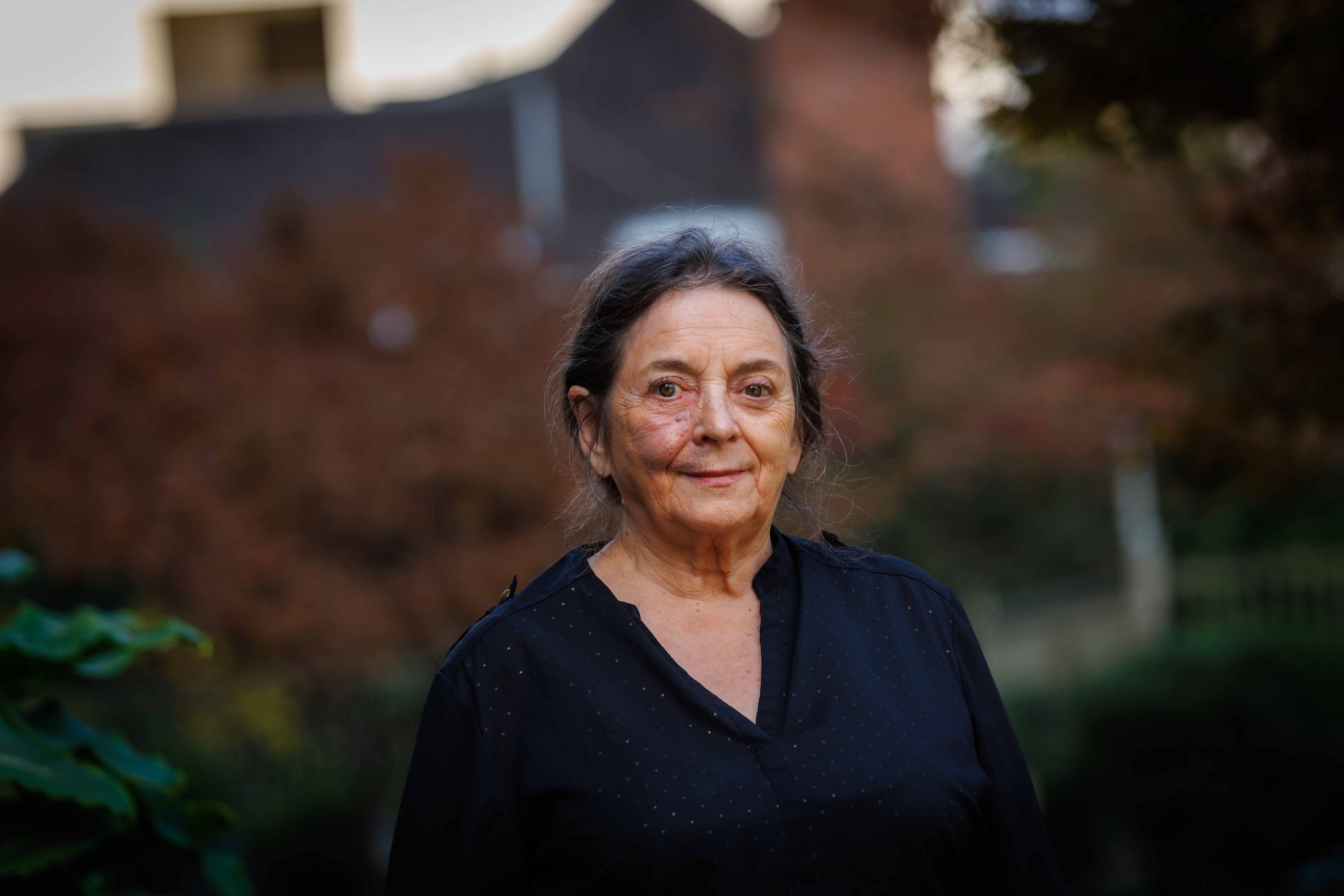 Elizabeth Lira, académica: “En Chile, el valor de la verdad vale poco ...