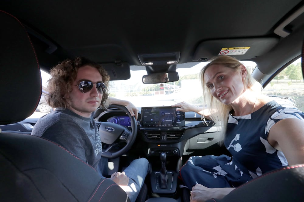 Cuando las empresas te pagan por compartir coche: 3 euros en Blablacar ...