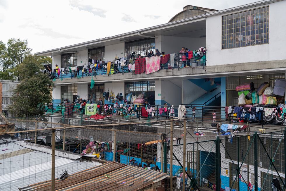 La niñez emberá en Bogotá sobrevive en medio del microtráfico y las ...