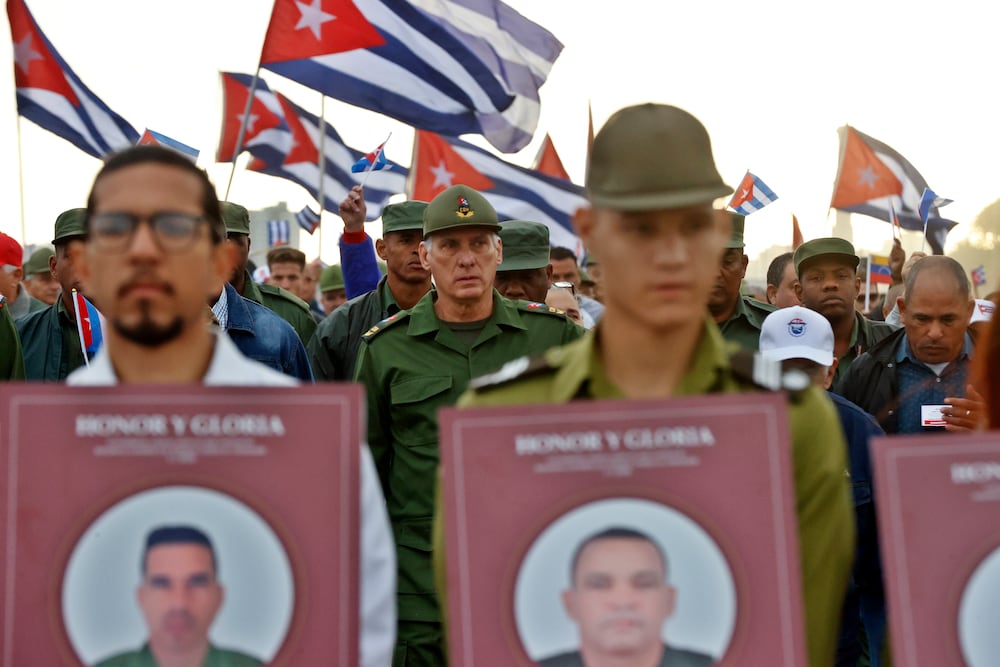 Public pressure, secret contacts: Trump’s two-pronged strategy on Cuba ...