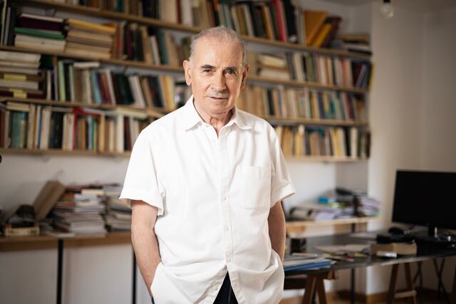 Víctor Gómez Pin, filósofo: “Esperar de los perros el afecto de las ...