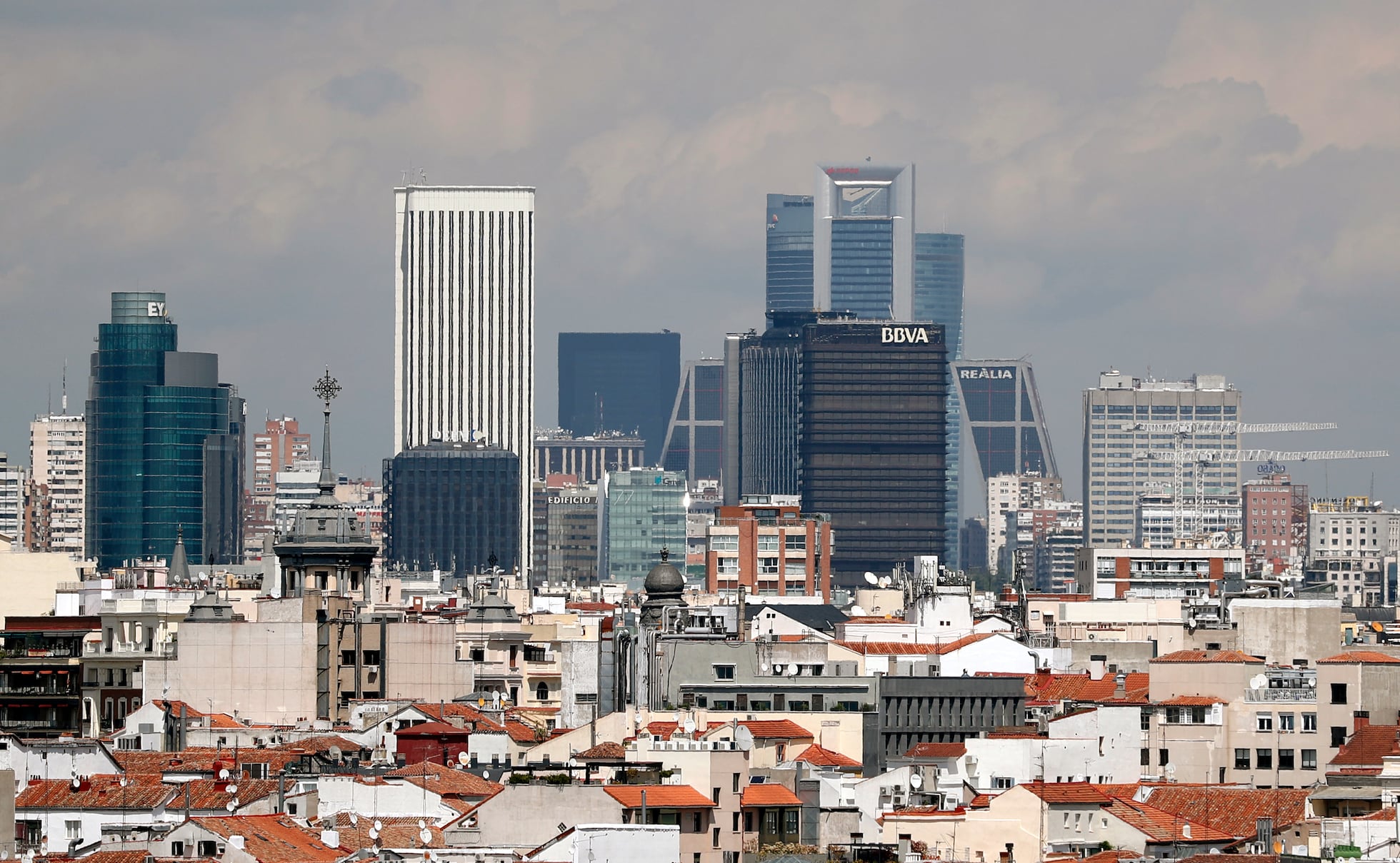 Por qué las Torres KIO son un ejemplo de mala arquitectura: así se ...