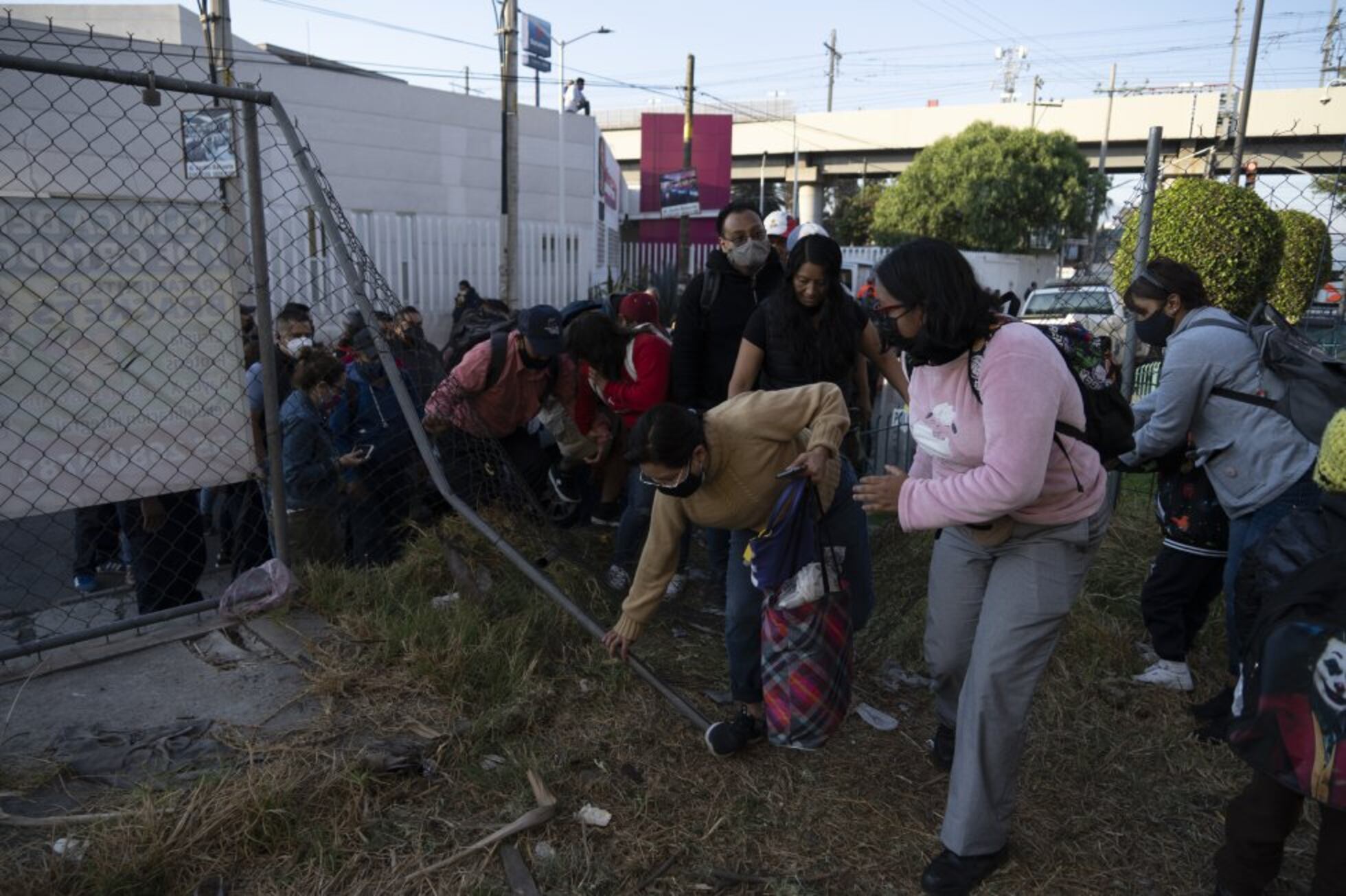 Accidente línea 12 CDMX Las imágenes un día después de la tragedia del ...