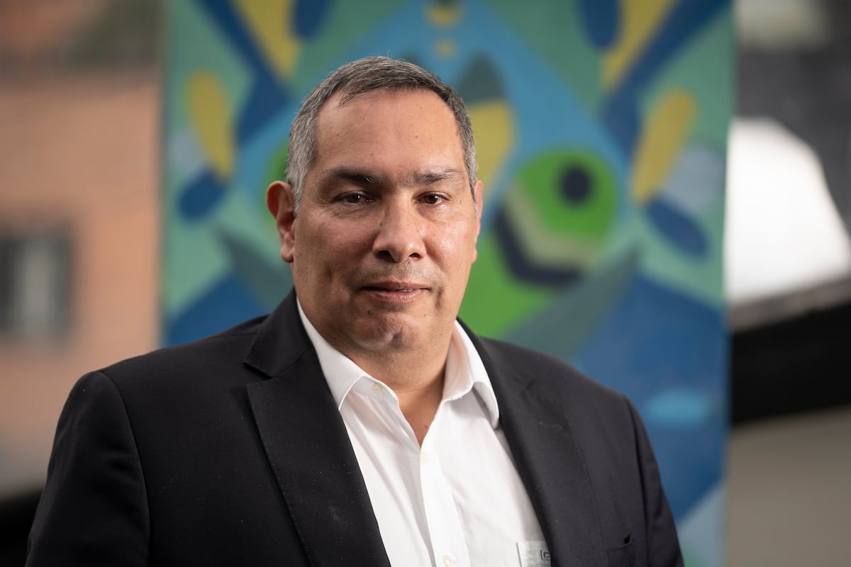 César Caballero, encuestador: “Los colombianos están buscando una mezcla entre Petro y Uribe ...