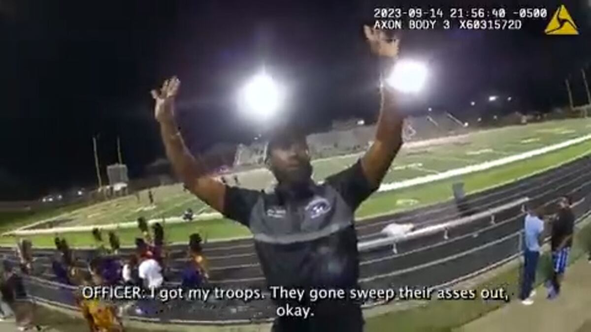 Johnny Mims: La policía de EE UU arresta a un director de orquesta ...