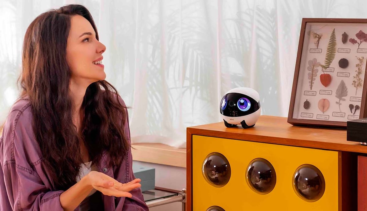 EBO Air 2 Plus, un robot con IA y un simpático diseño capaz de vigilar ...