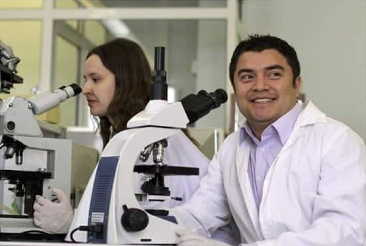 Mexican scientist Héctor Alejandro Cabrera Fuentes pleads guilty to ...