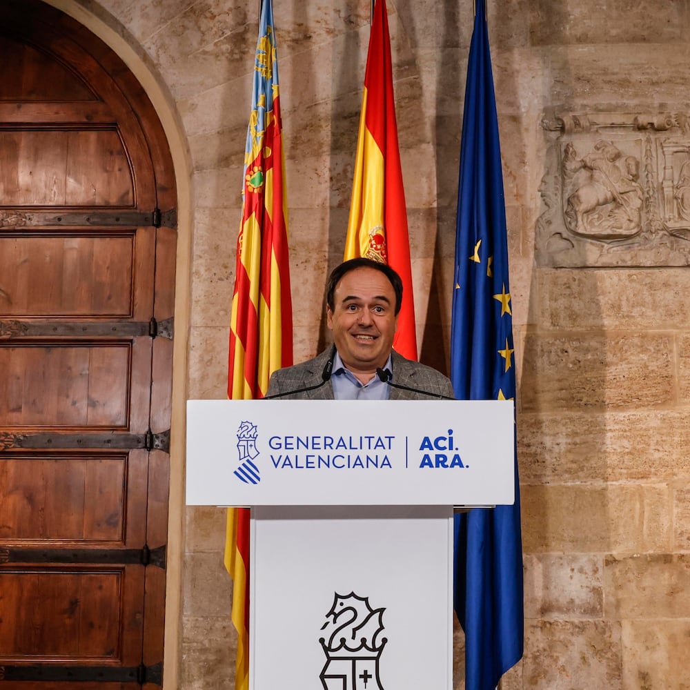 El ‘president’ valenciano Pérez Llorca ya tiene gabinete (y es casi el ...