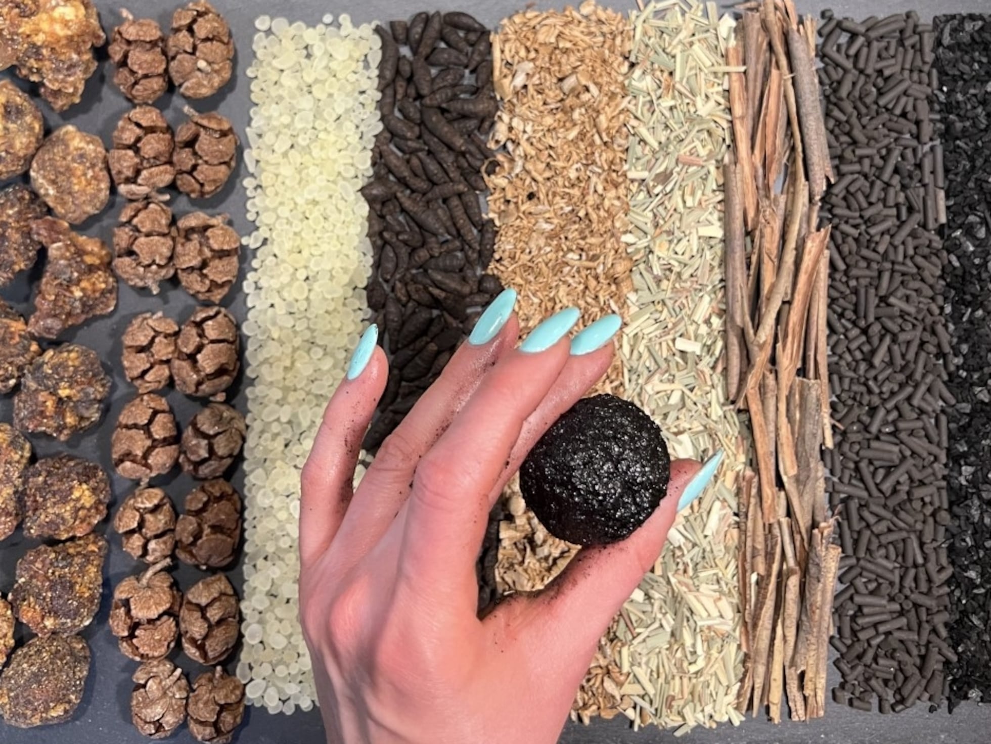 Dora Goldsmith, la egiptóloga que ha reconstruido uno de los perfumes ...