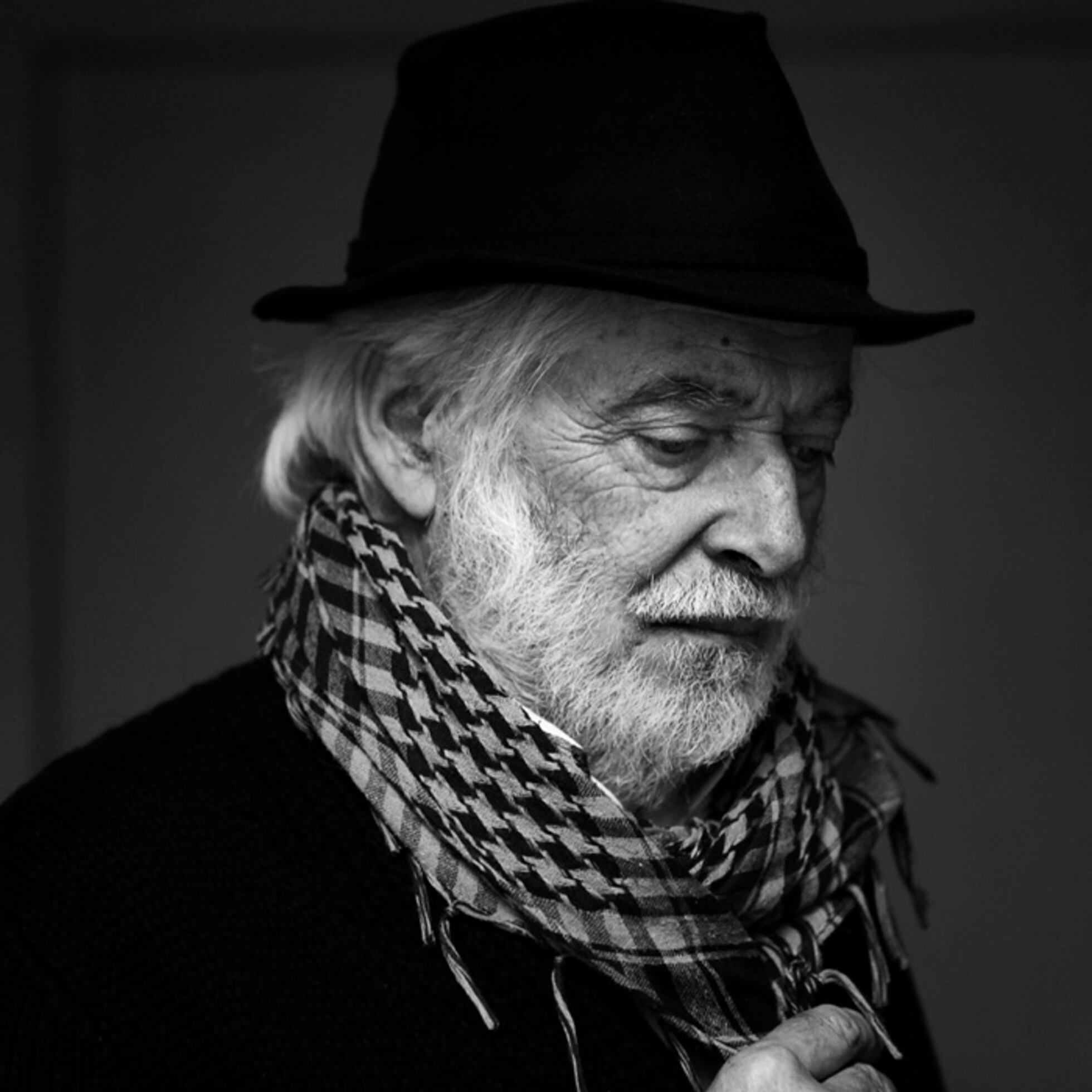 Un documental indaga en el origen gitano de Charles Chaplin | Cultura ...