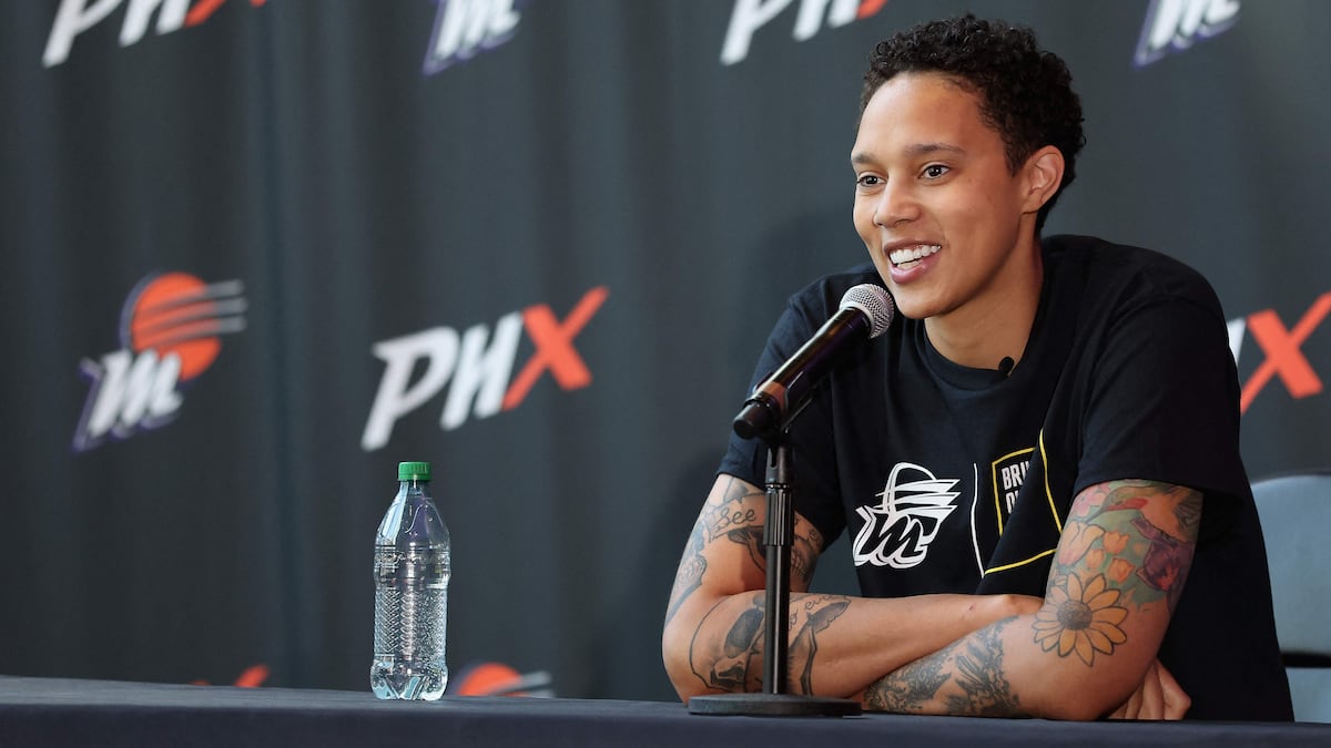 Griner back to work on and off court after whirlwind trips | U.S. | EL ...