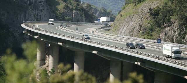 Abertis repartirá 602 millones en dividendos entre ACS y Mundys ...