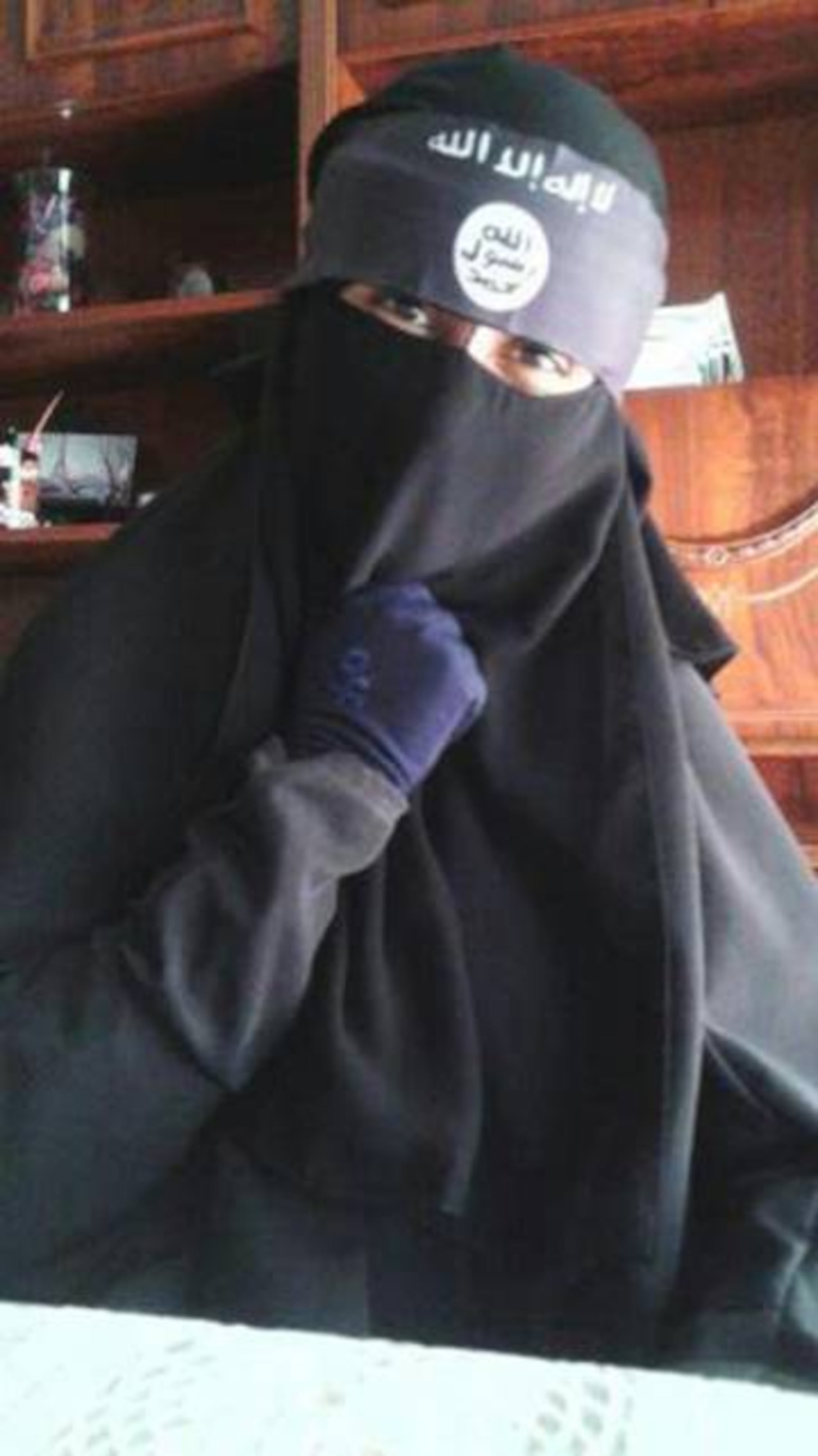 ISIS in Spain: How Spanish women are being lured into Jihadism | Spain ...