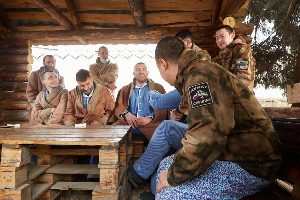 Akhmat, the Russian shadow army taking over from Wagner in Ukraine ...