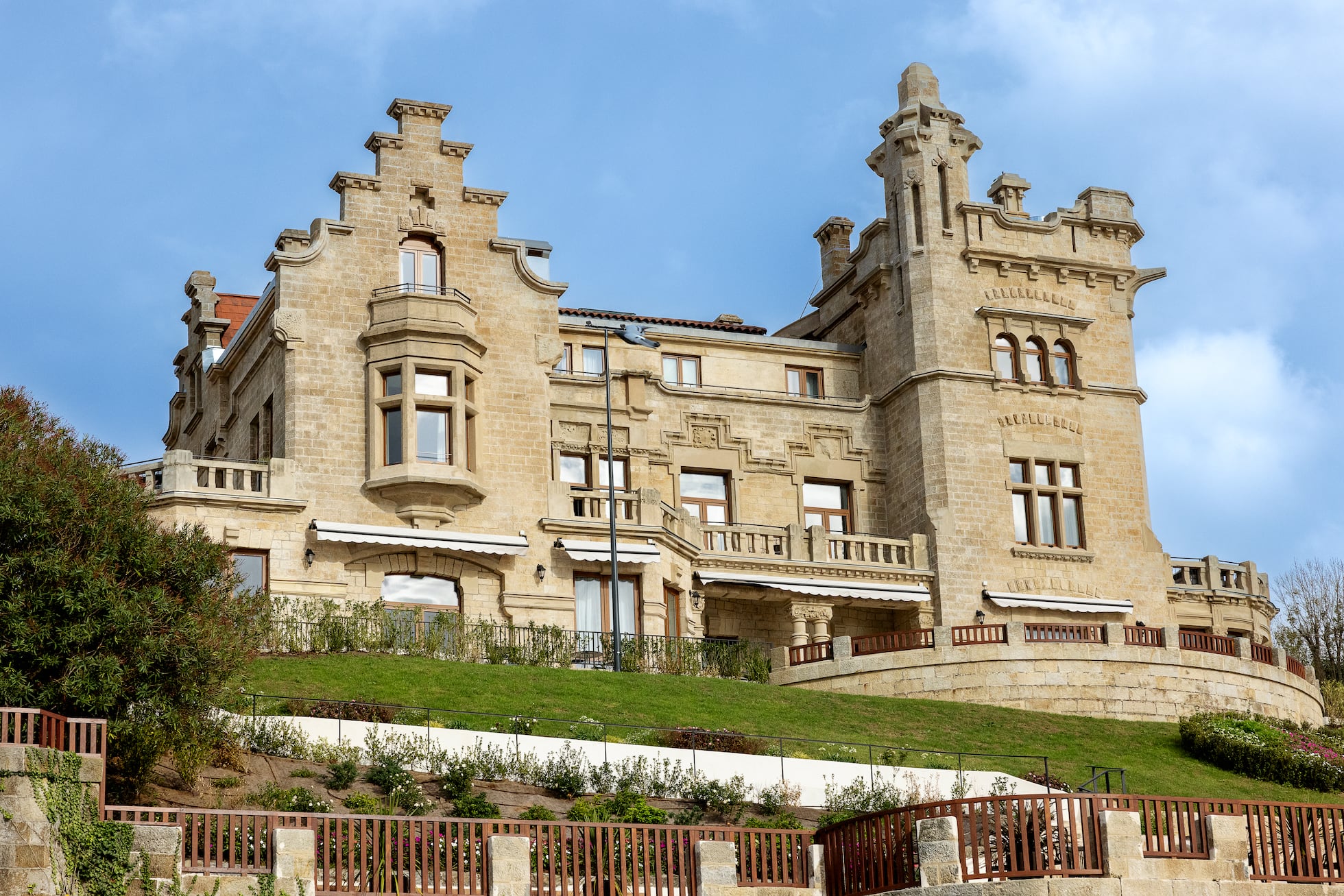 Por los encantos pasados y presentes del elitista barrio de Neguri, en ...