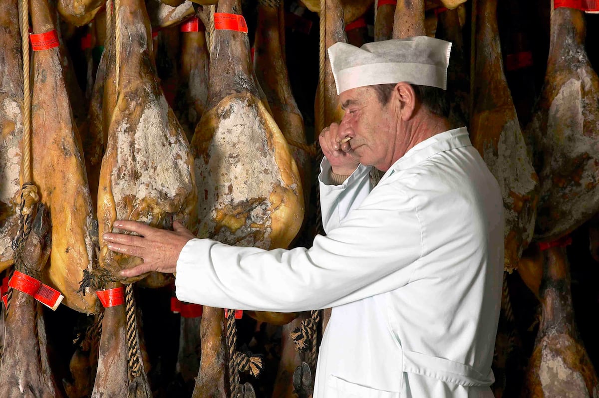 Montaraz: Montaraz, la empresa de jamones por la que no pasan los años ...