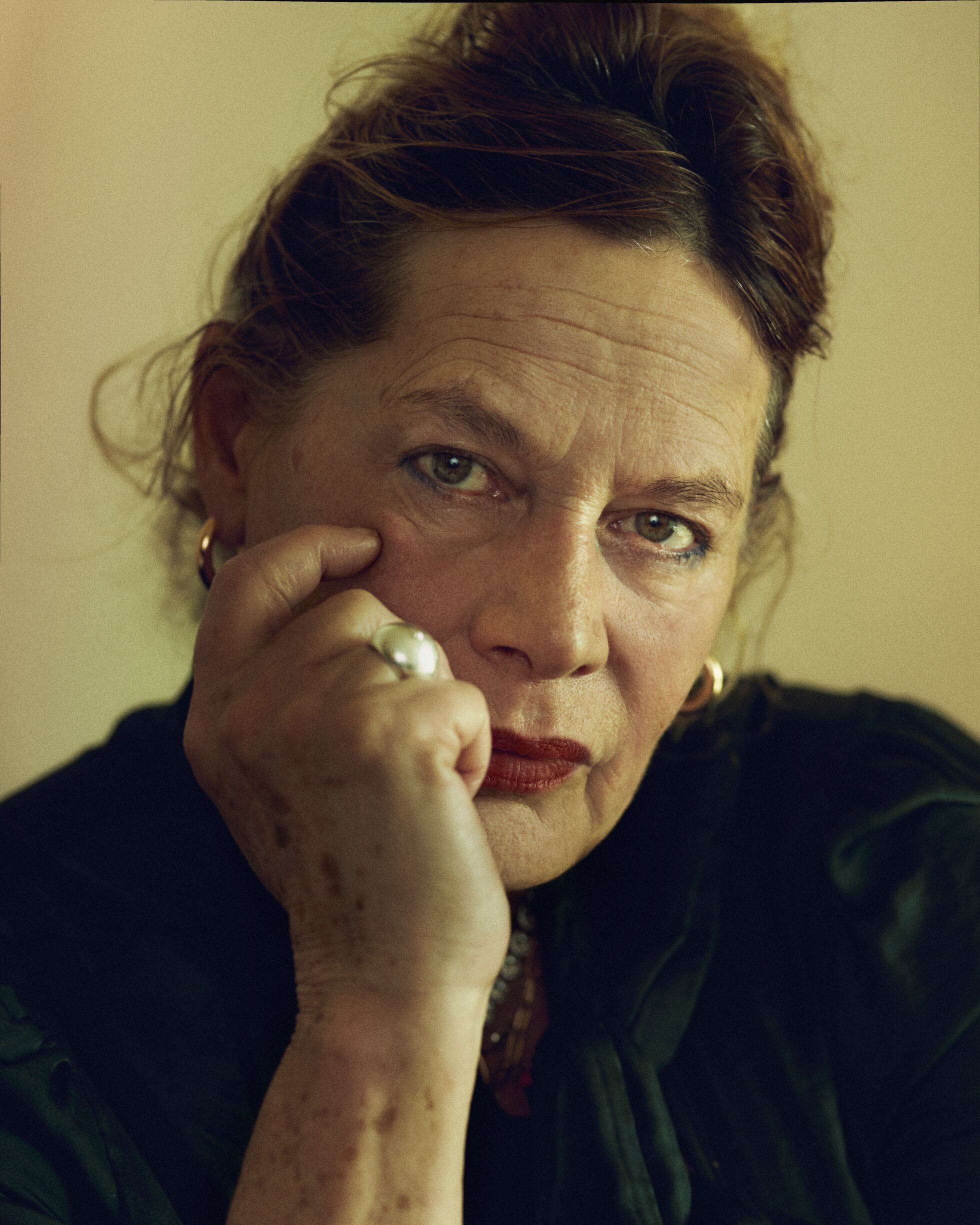 Deborah Levy: “Hay muros que se levantan con hormigón, pero también con ...