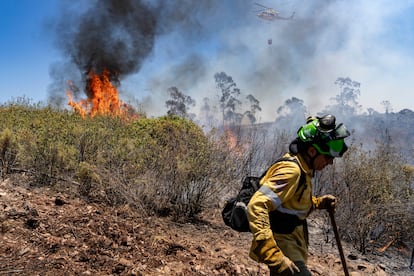 La UME se incorpora a los trabajos para sofocar el incendio de Huelva ...