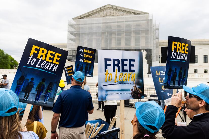 El Supremo de Estados Unidos se inclina por permitir el primer colegio ...