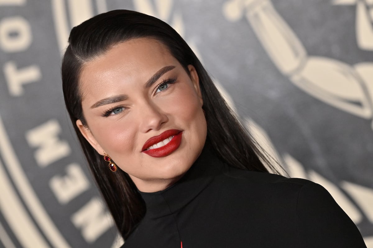 Adriana Lima responde a quienes critican su aspecto: “Esta es la cara ...