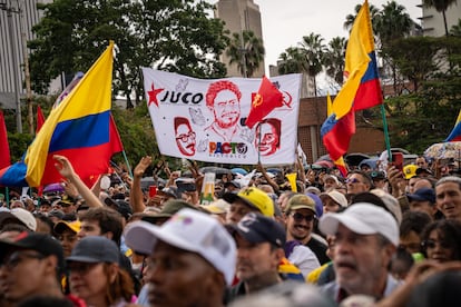La campaña de Iván Cepeda desdeña a los gurús y se refugia en los suyos ...