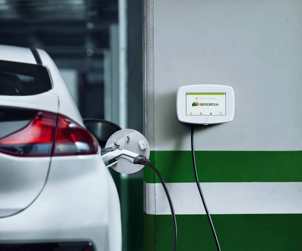 Iberdrola recargará los coches eléctricos de Mercedes-Benz en España ...
