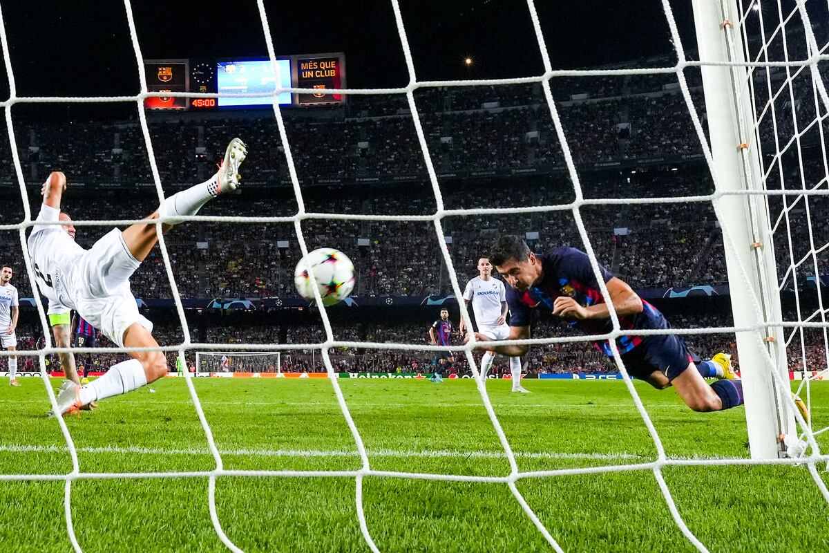 El ‘show’ de Lewandowski | Deportes | EL PAÍS