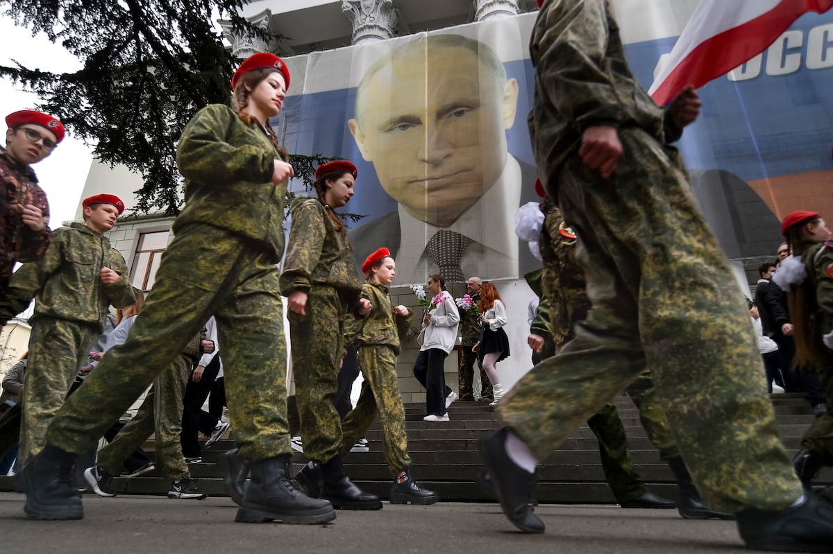 ICC issues arrest warrant for Putin over Ukraine war crimes ...