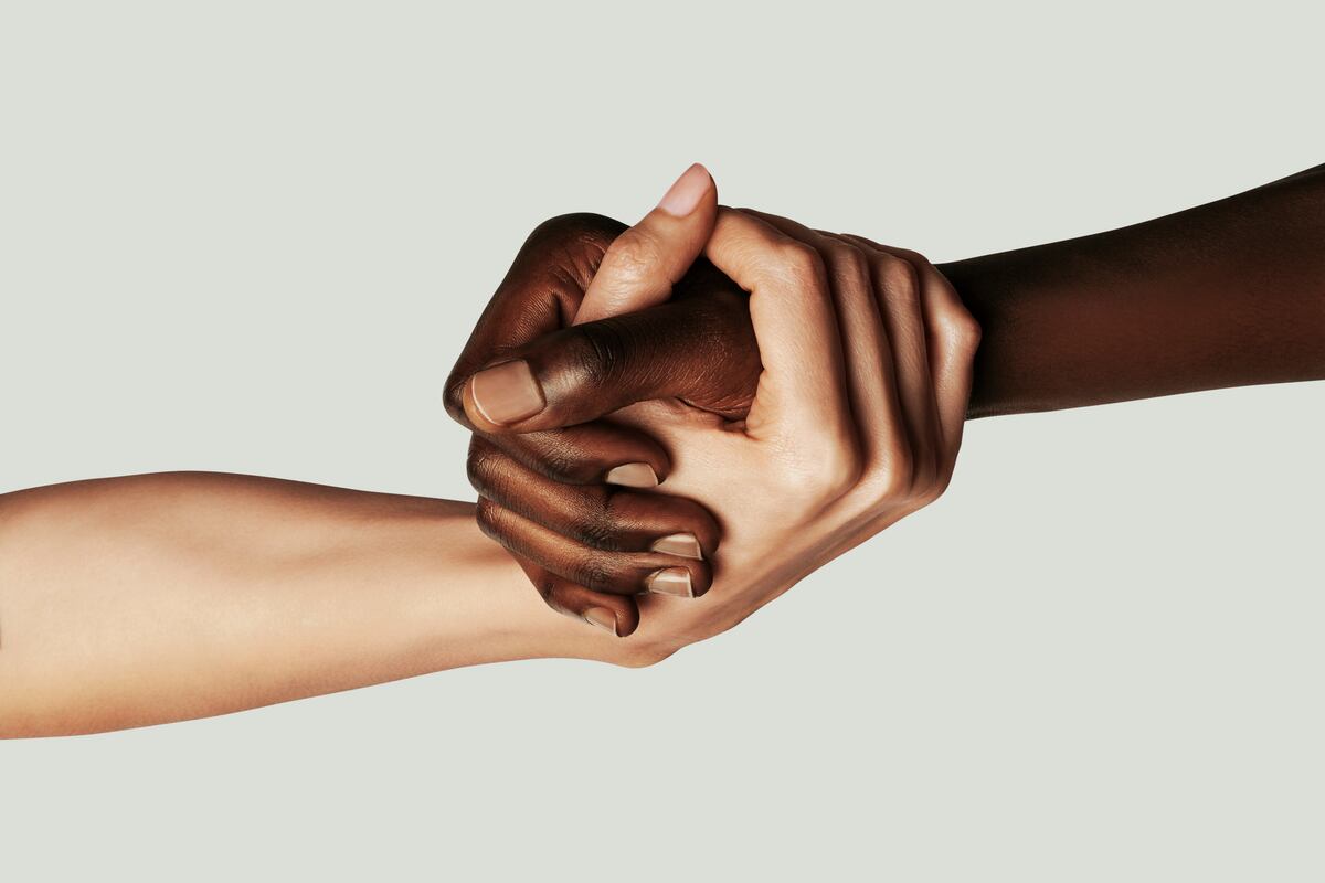 Cambiarse la piel para frenar el racismo: así funciona la psicología de ...